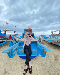 Daftar konten hasil karya dera angela - Trakteer.id