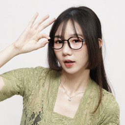 Erria Eri (Erria) - Trakteer.id